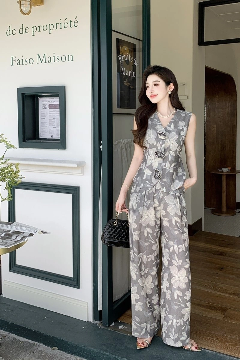 Unclassified Brand Long Suits