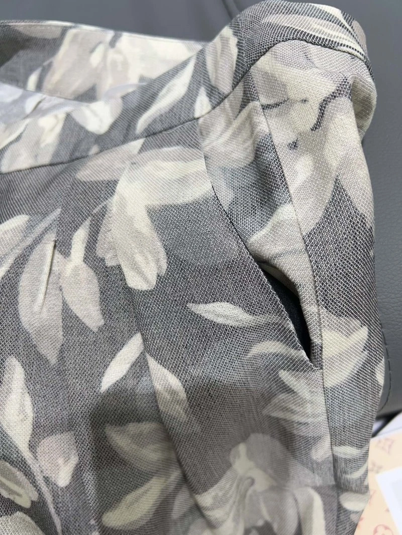 Inexpensive Unclassified Brand Long Suits