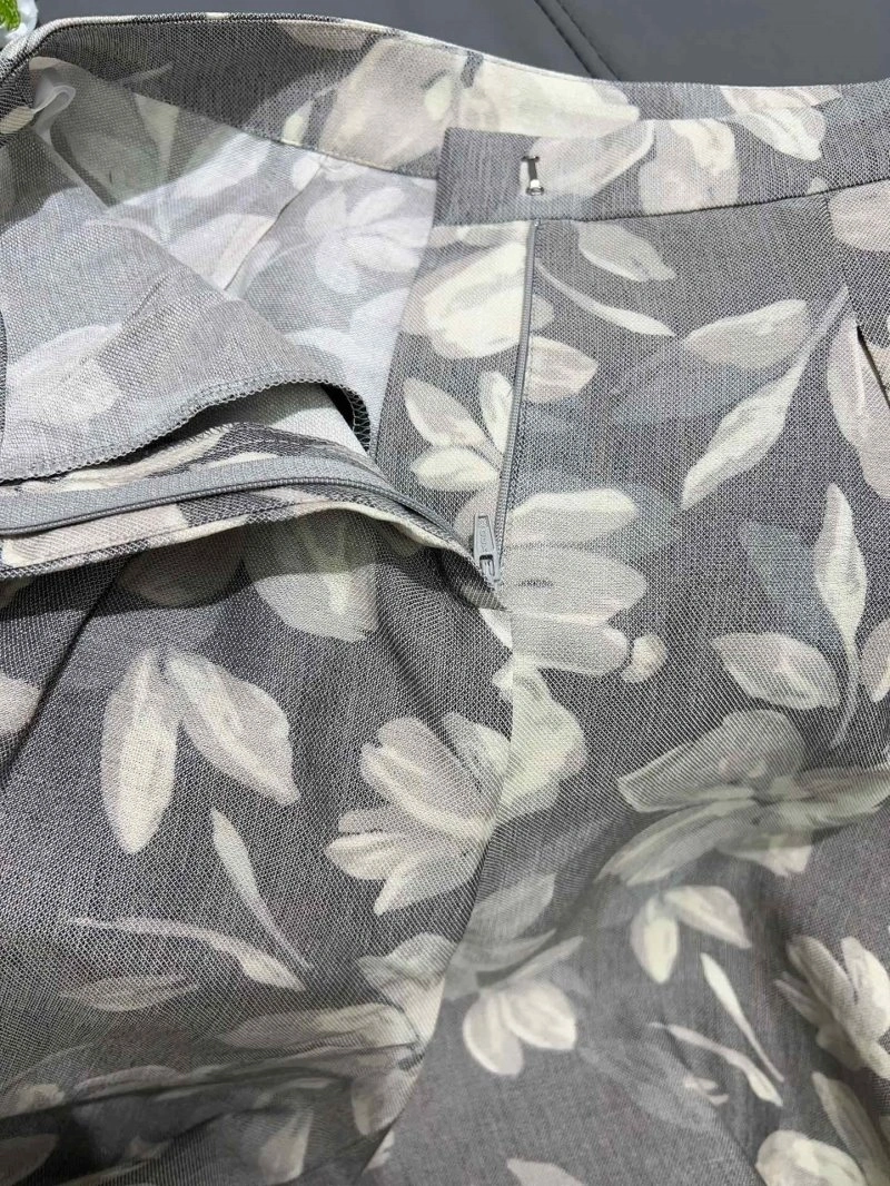 Inexpensive Unclassified Brand Long Suits