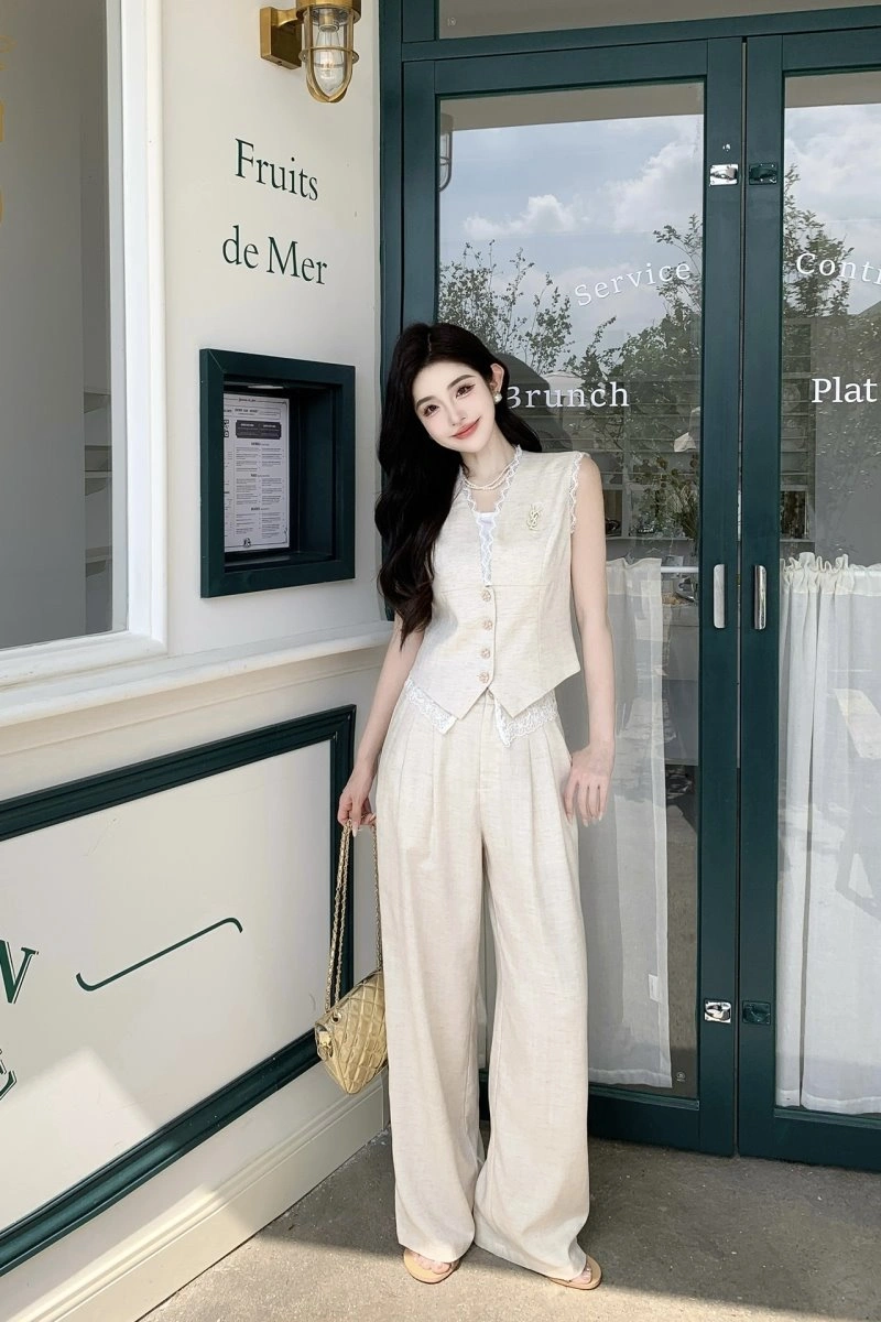 Discounted Unclassified Brand Long Suits