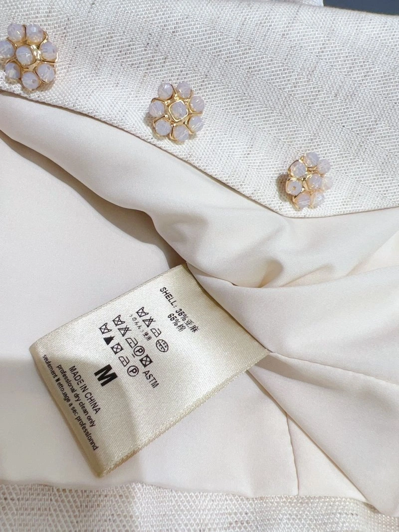 Discounted Unclassified Brand Long Suits