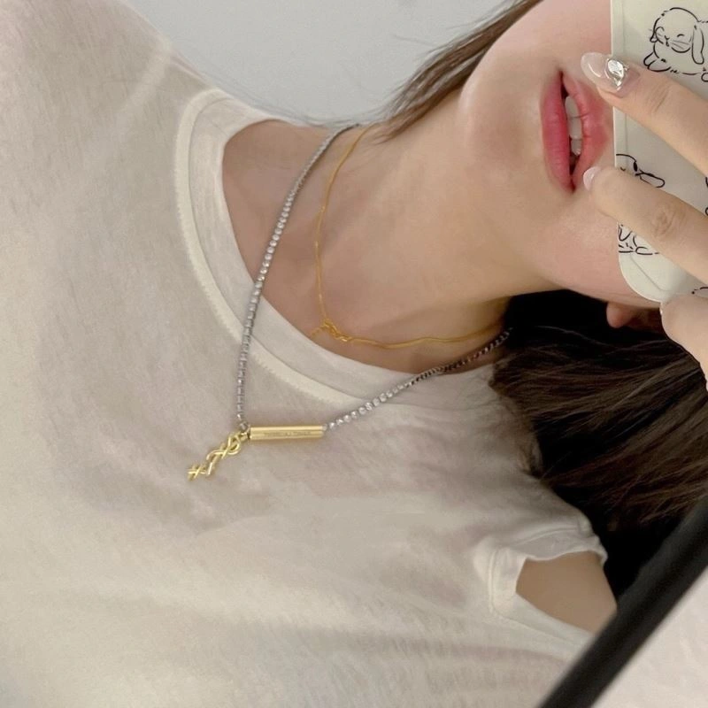 Bargain Unclassified Brand Necklaces