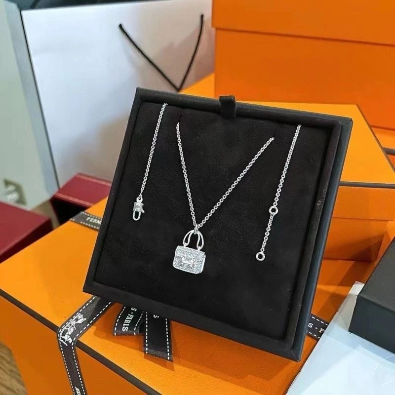 Original Unclassified Brand Necklaces
