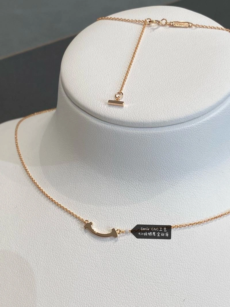 Unclassified Brand Necklaces