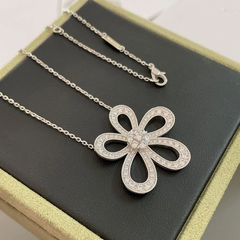OEM Unclassified Brand Necklaces