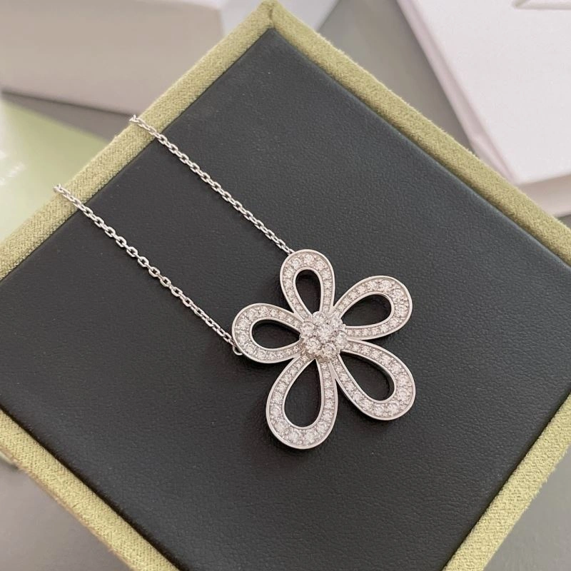 OEM Unclassified Brand Necklaces