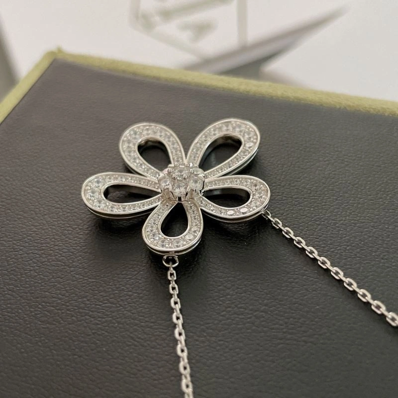 OEM Unclassified Brand Necklaces