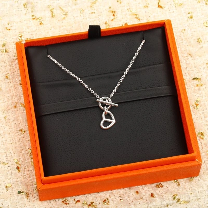 Genuine Unclassified Brand Necklaces