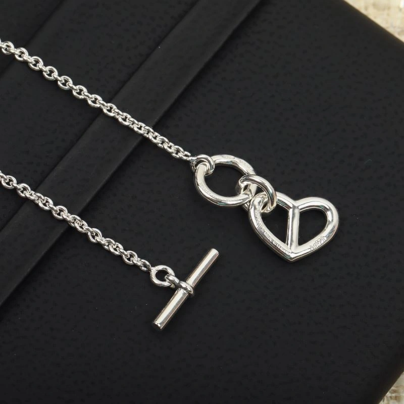 Genuine Unclassified Brand Necklaces