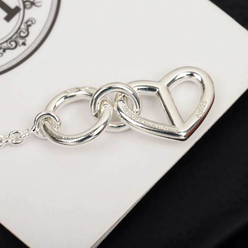 Genuine Unclassified Brand Necklaces