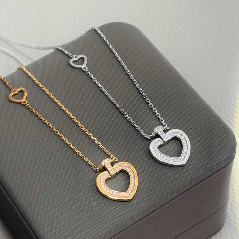 Discounted Unclassified Brand Necklaces
