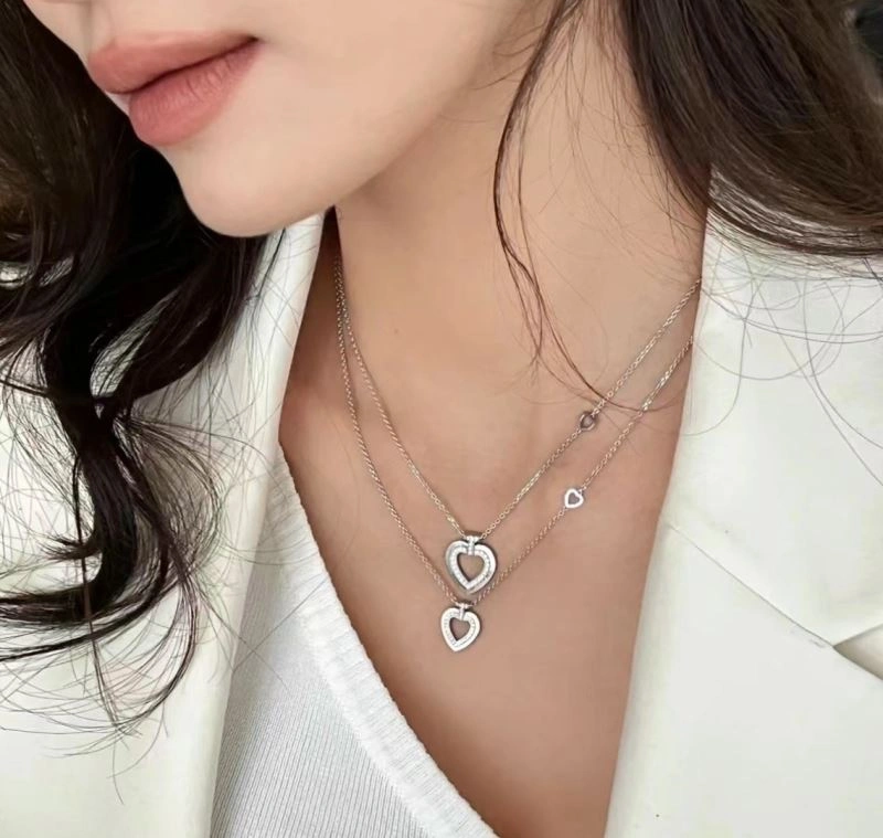 Discounted Unclassified Brand Necklaces