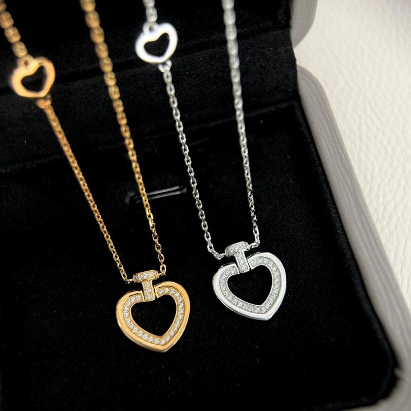 Discounted Unclassified Brand Necklaces