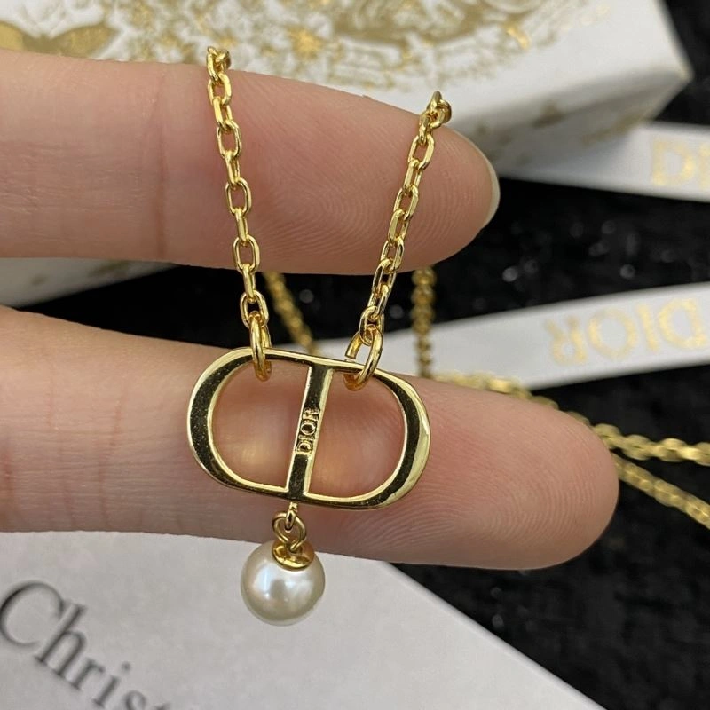 Reasonably priced Unclassified Brand Necklaces