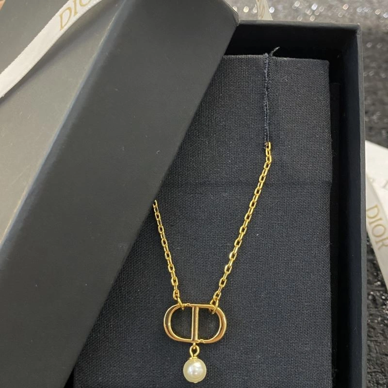 Reasonably priced Unclassified Brand Necklaces