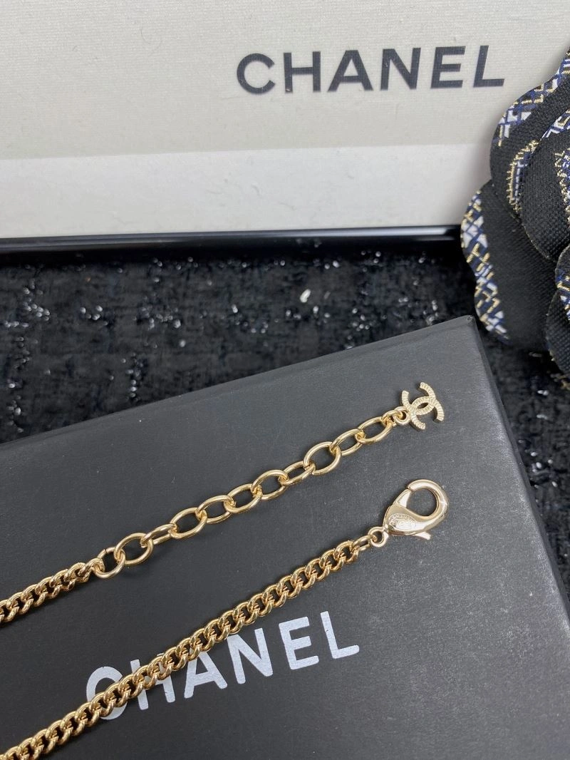 Discounted Unclassified Brand Necklaces