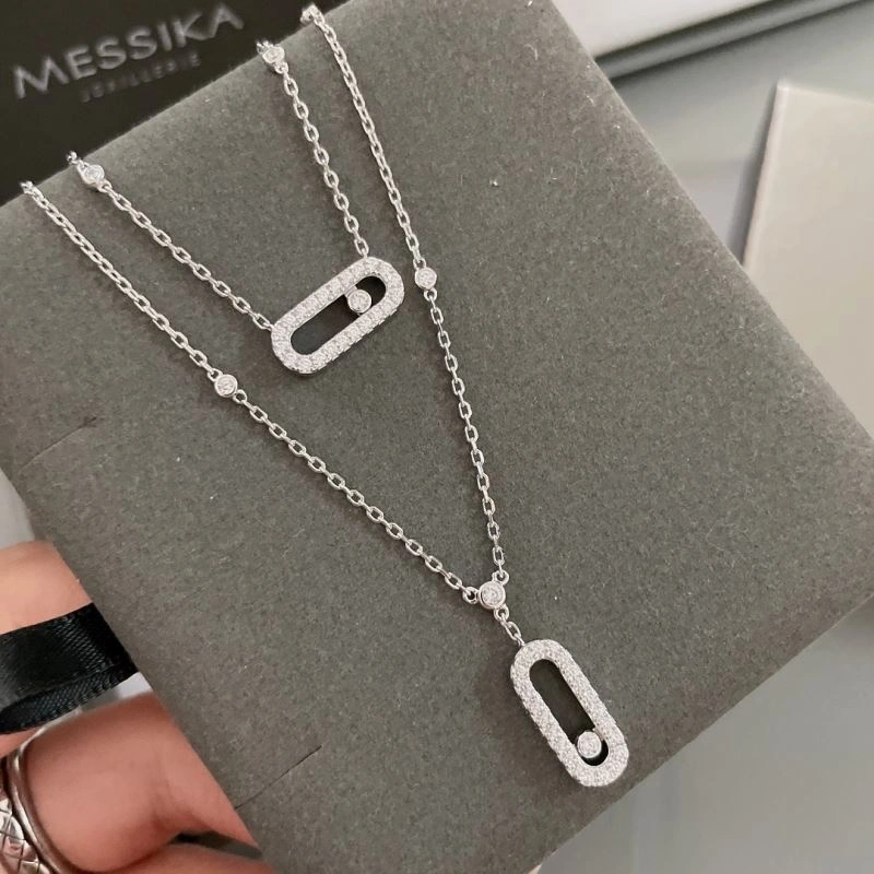 Precise copy Unclassified Brand Necklaces