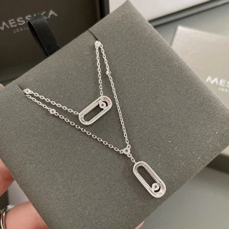 Precise copy Unclassified Brand Necklaces