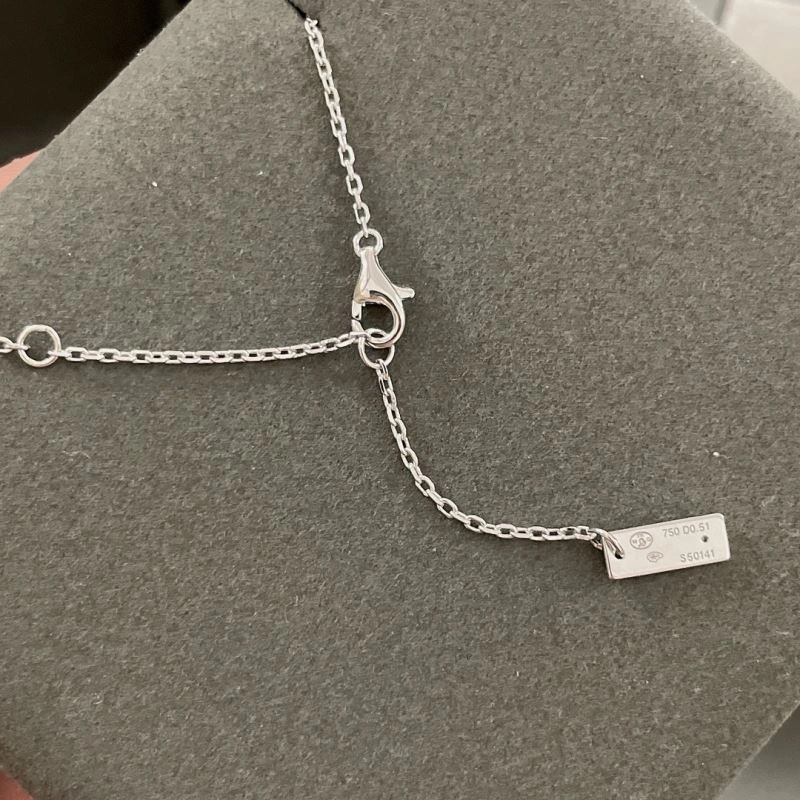Precise copy Unclassified Brand Necklaces