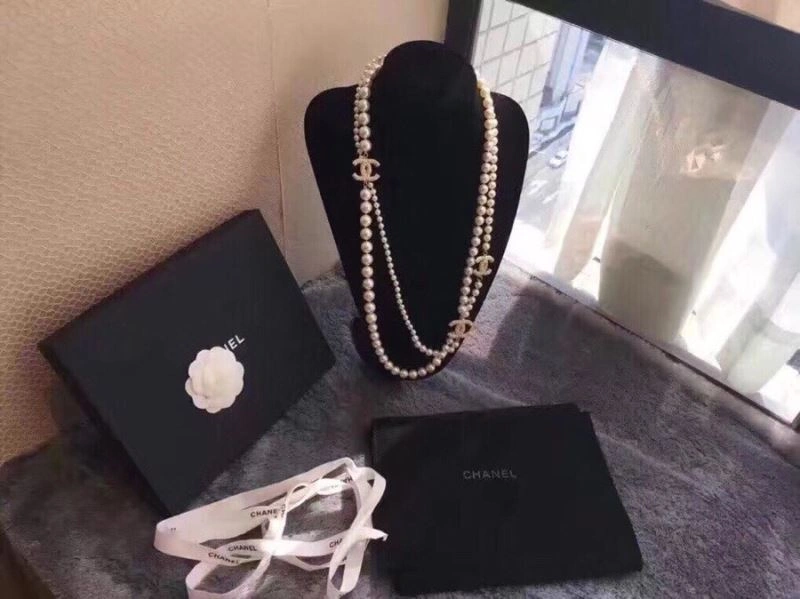 Authentic Unclassified Brand Necklaces