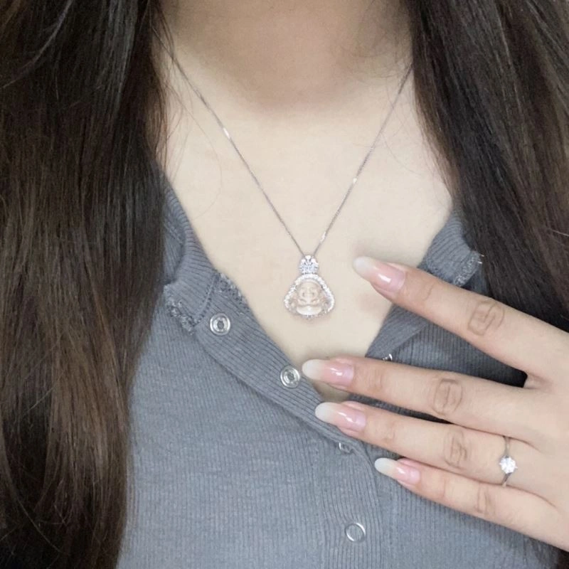 Bargain Unclassified Brand Necklaces
