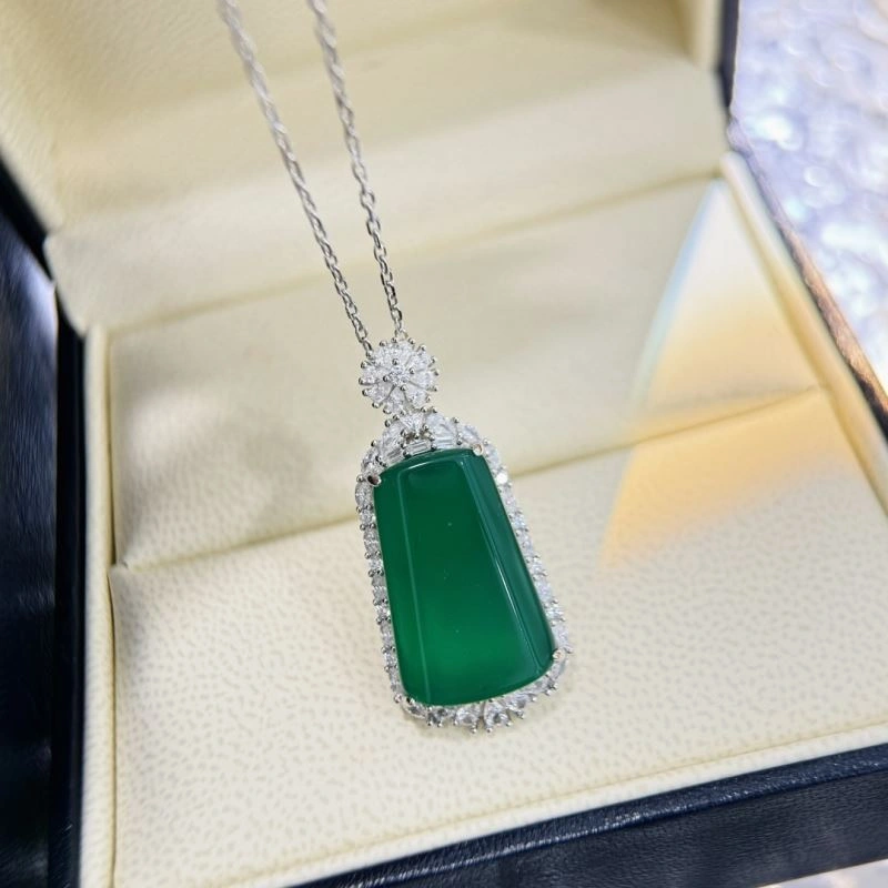 Top mirror Unclassified Brand Necklaces