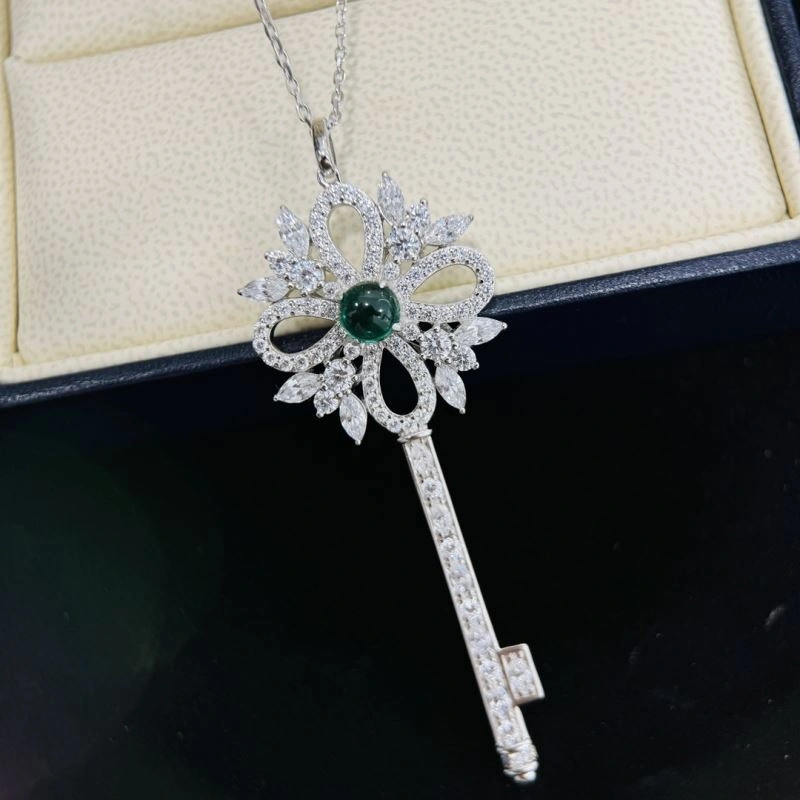Legit Unclassified Brand Necklaces