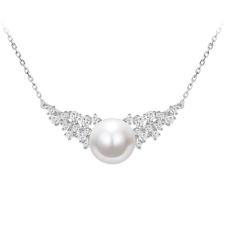 Accurate model Unclassified Brand Necklaces
