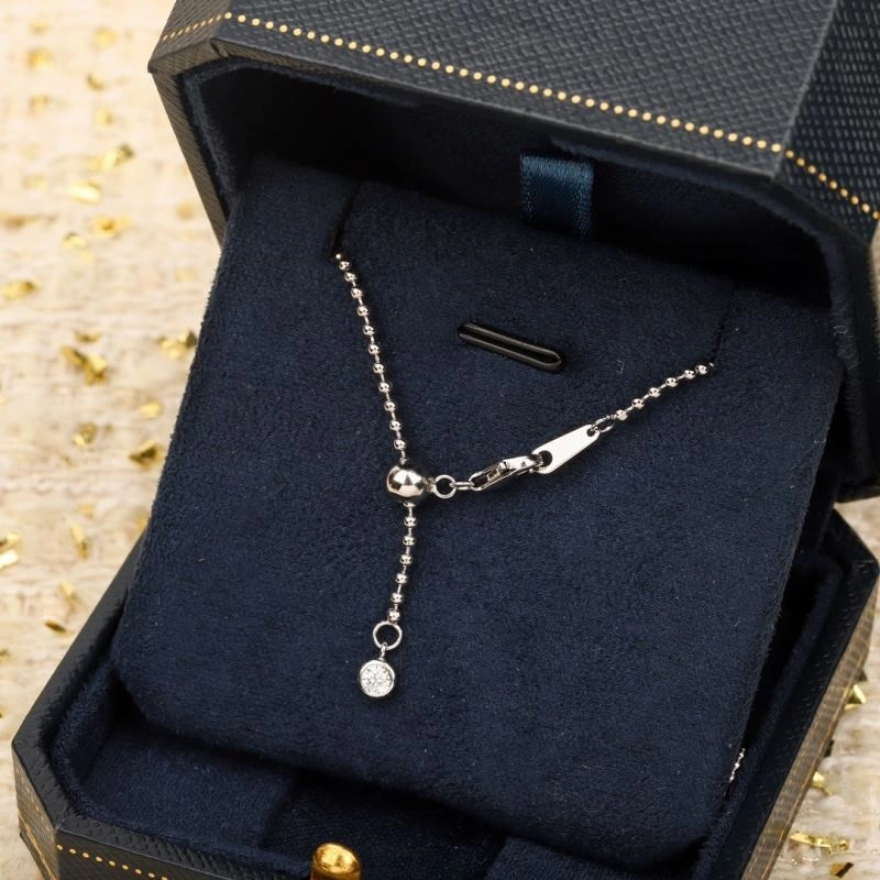 Top mirror Unclassified Brand Necklaces