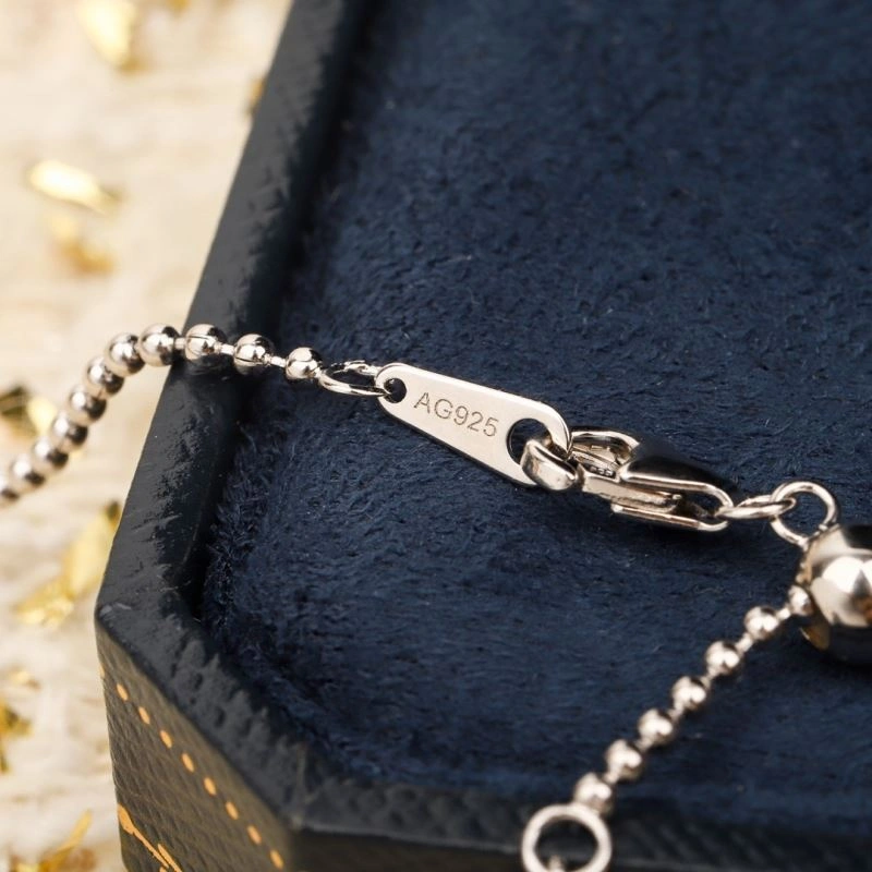 Top mirror Unclassified Brand Necklaces