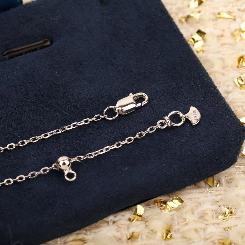 Discounted Unclassified Brand Necklaces