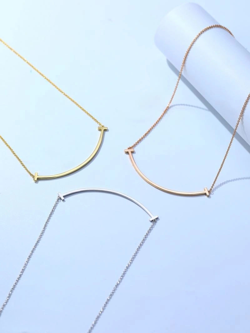 Unclassified Brand Necklaces