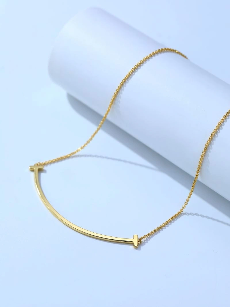 Unclassified Brand Necklaces