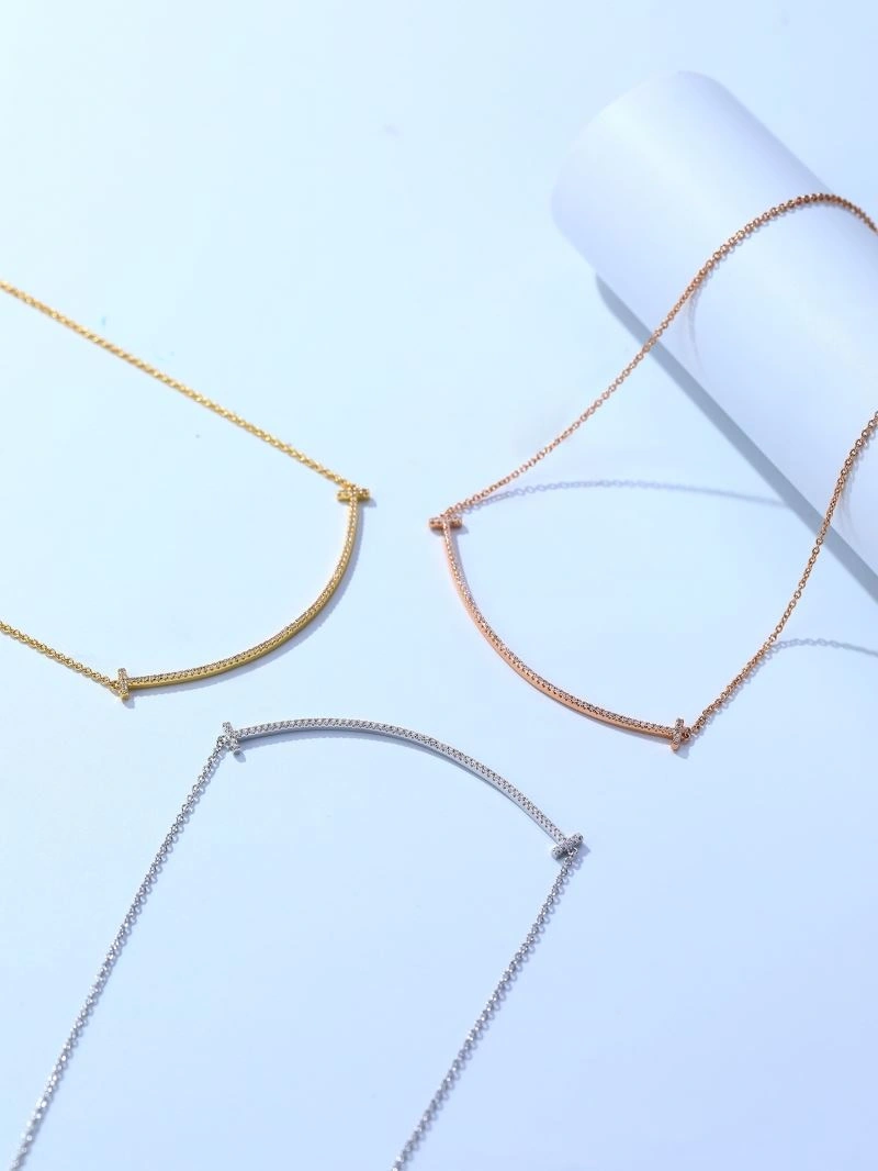 Unclassified Brand Necklaces