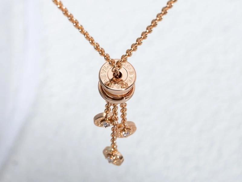 Mirror quality Unclassified Brand Necklaces