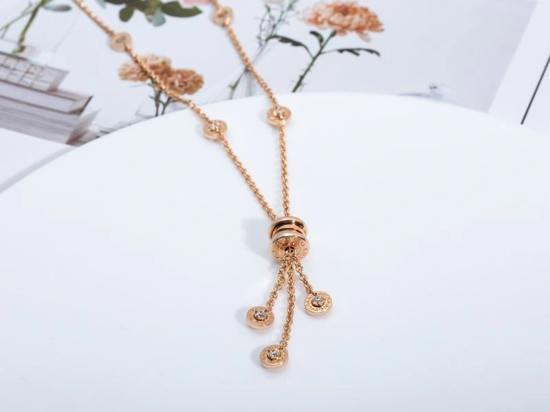 Mirror quality Unclassified Brand Necklaces