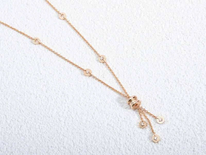 Mirror quality Unclassified Brand Necklaces