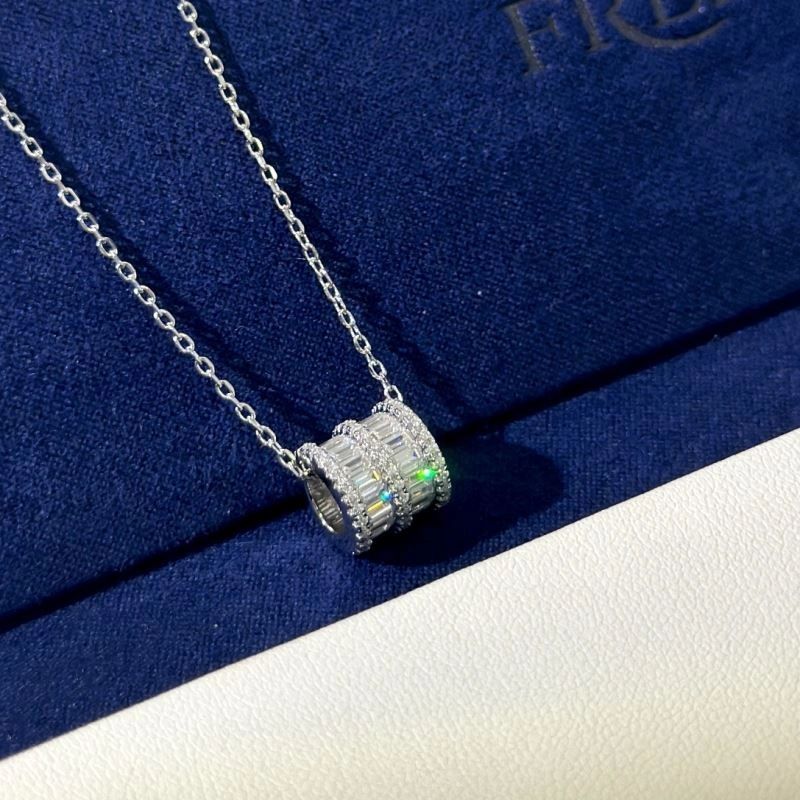 Affordable Unclassified Brand Necklaces