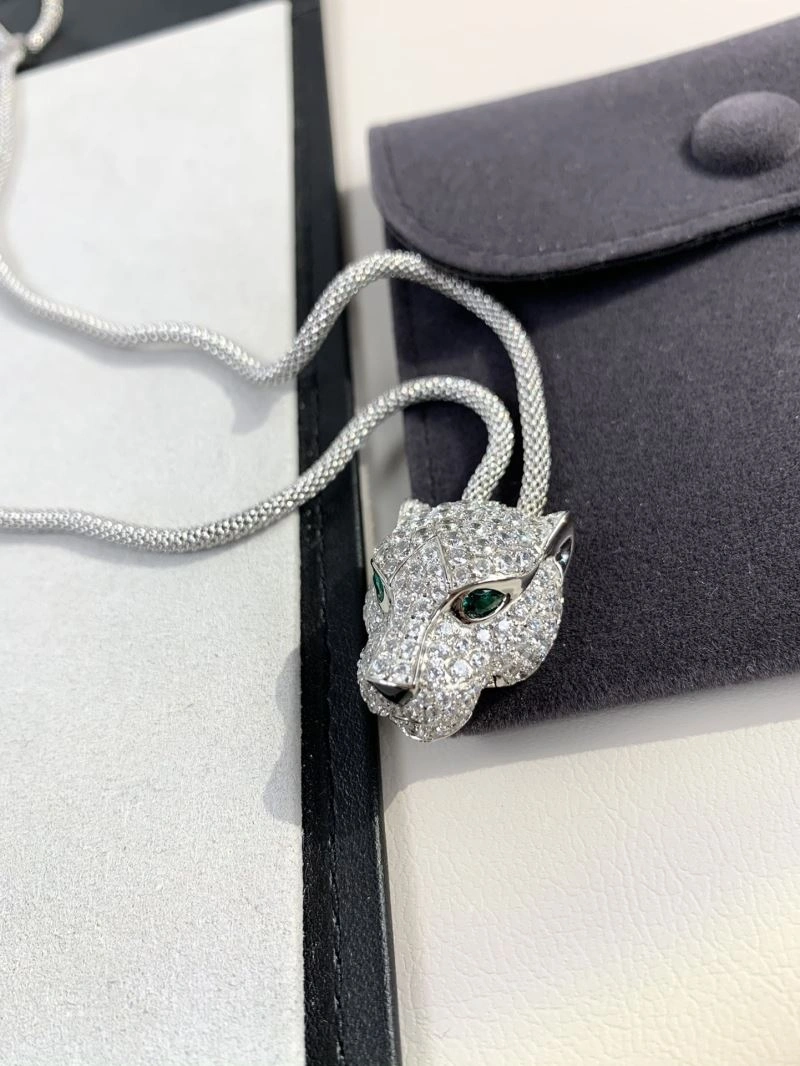 Discounted Unclassified Brand Necklaces