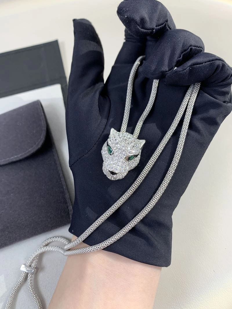 Discounted Unclassified Brand Necklaces