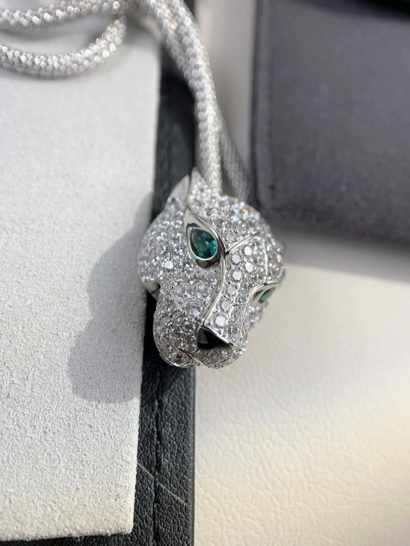 Discounted Unclassified Brand Necklaces