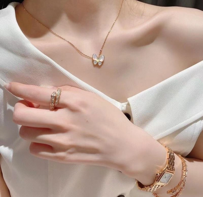Genuine Unclassified Brand Necklaces