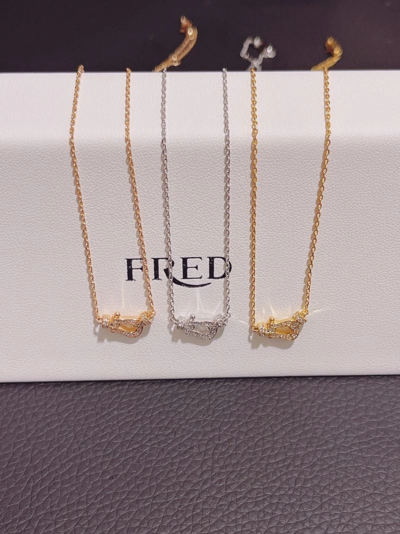 Unclassified Brand Necklaces