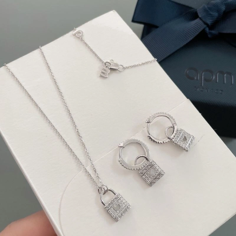 Original Unclassified Brand Necklaces