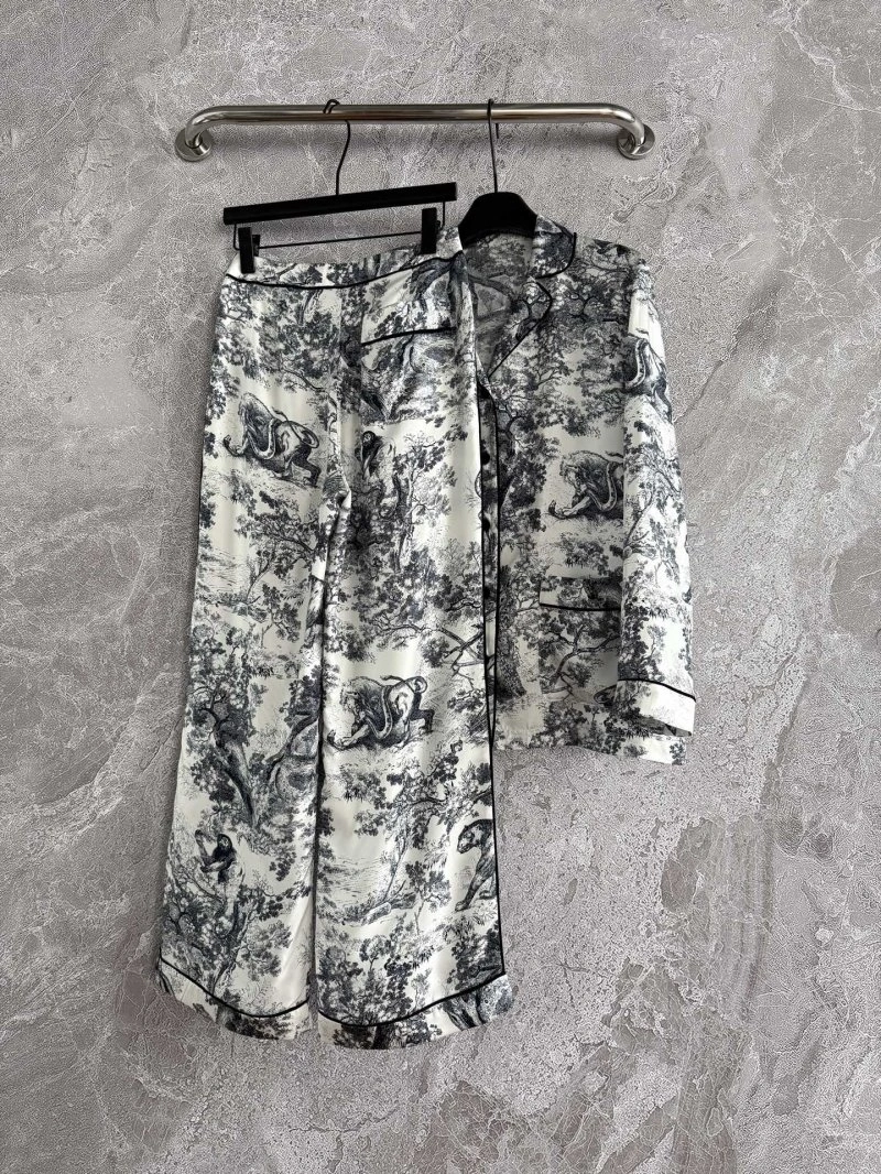 Legit Unclassified Brand Nightwear