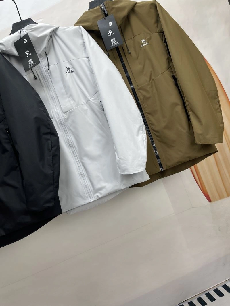 Official Unclassified Brand Outwear