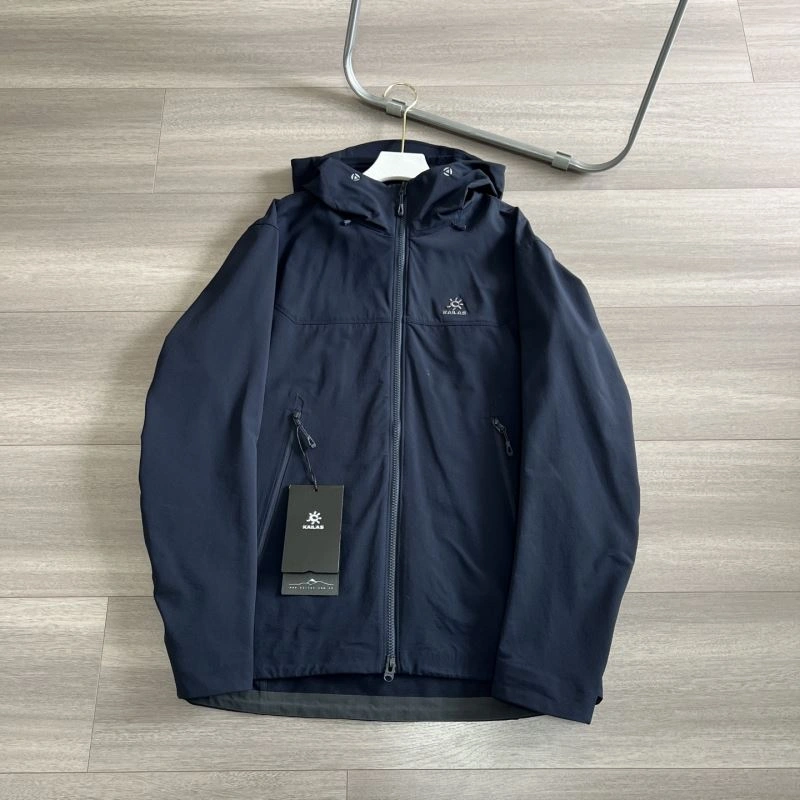 Value-priced Unclassified Brand Outwear
