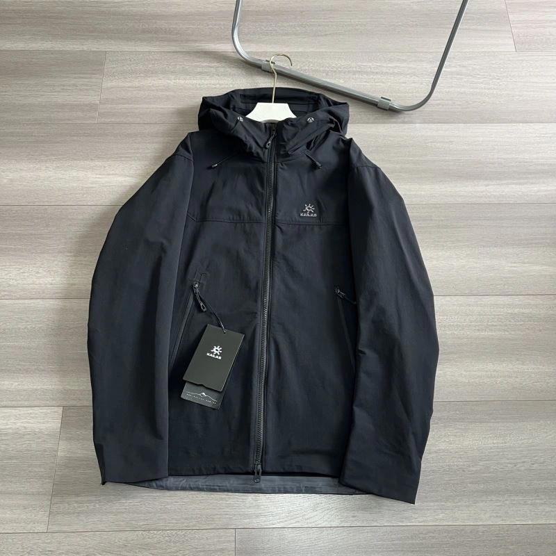 Value-priced Unclassified Brand Outwear