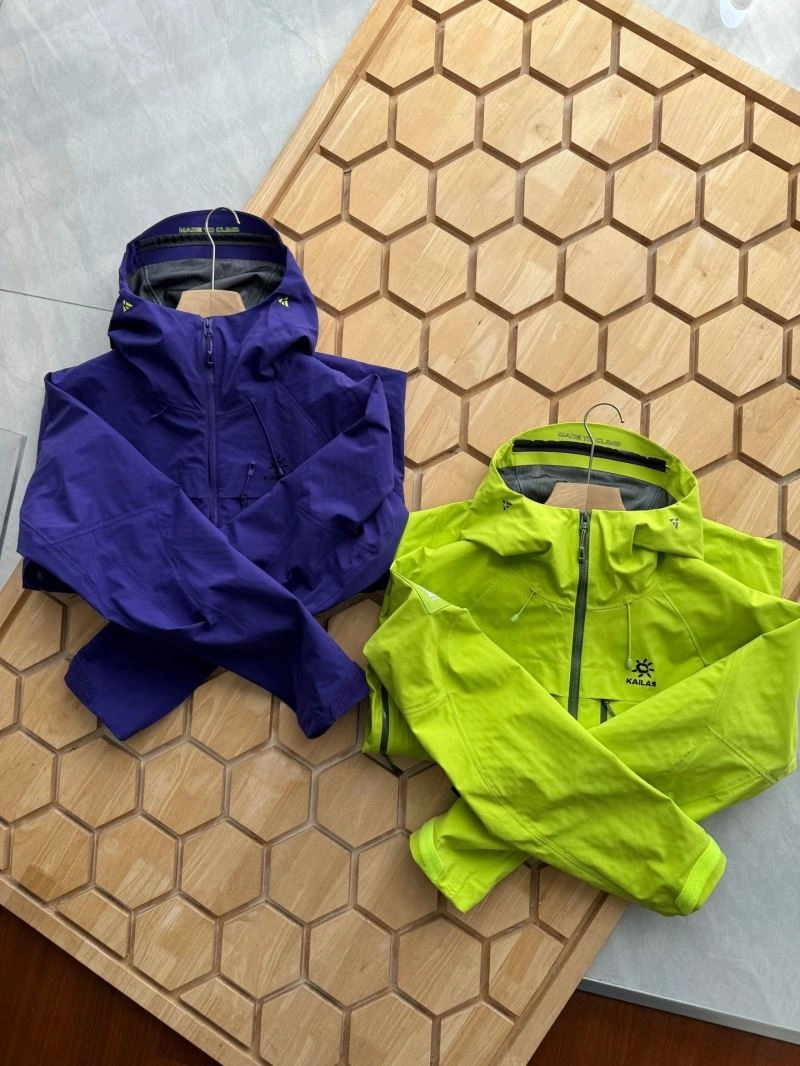 Top mirror Unclassified Brand Outwear