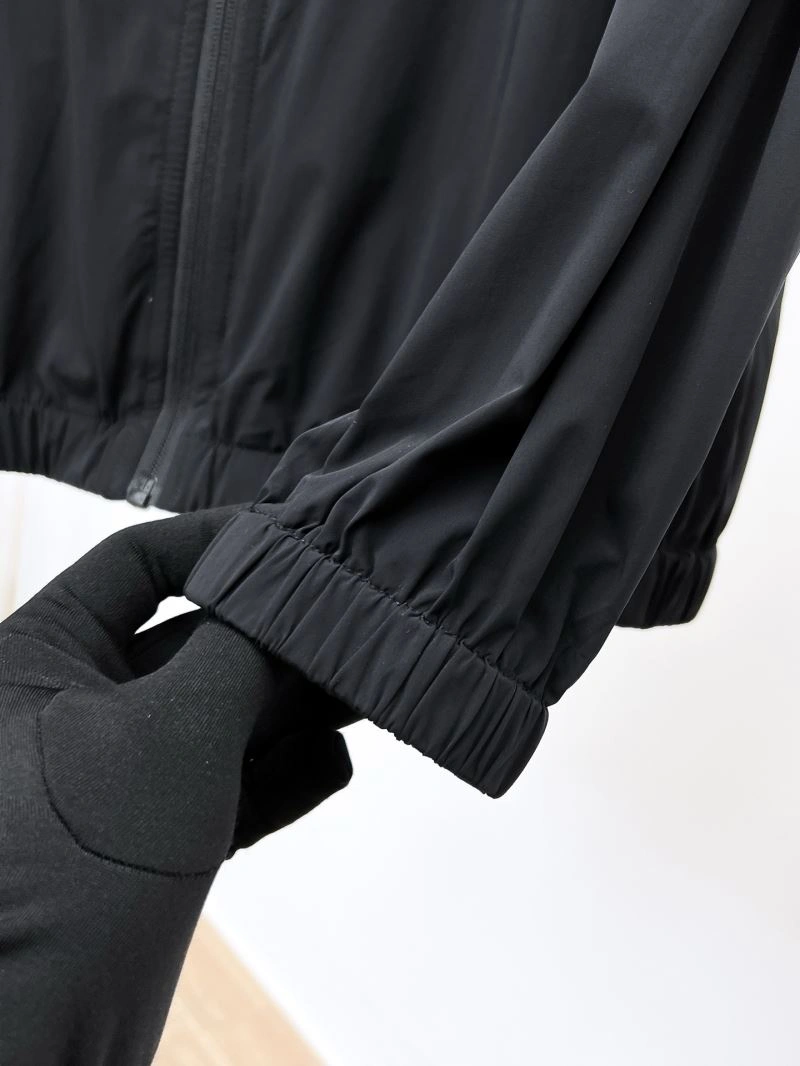 Value-priced Unclassified Brand Outwear